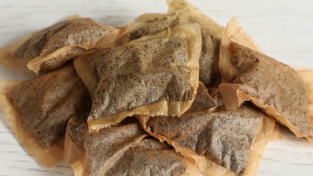 Transform Your Garden with Just One Tea Bag: An Explosion of Flowers!